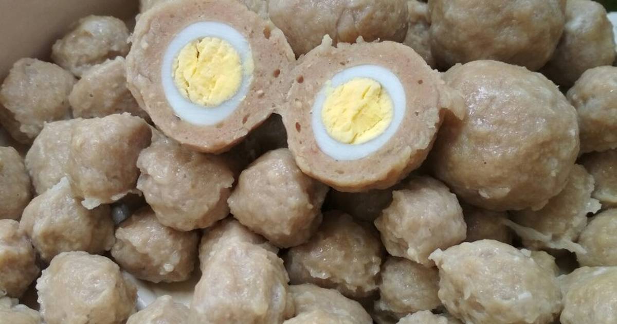Resep Pentol Telur Puyuh dan Daging Ayam - Orami Recipes