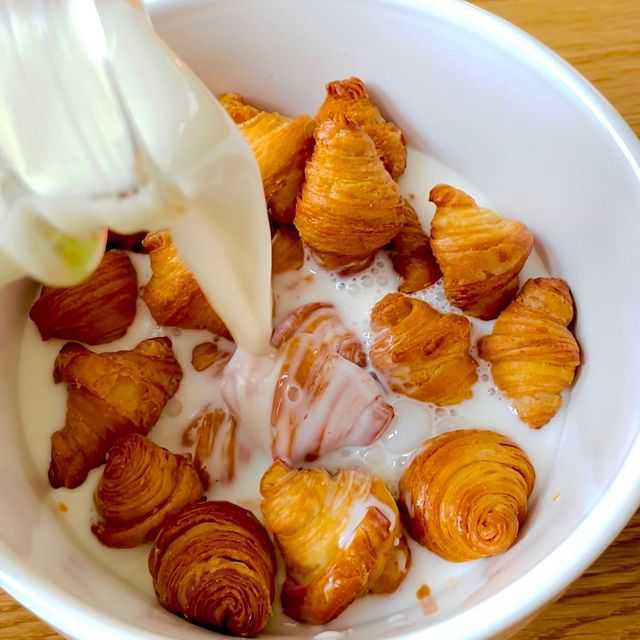 Resep Croissant Cereal - Orami Recipes