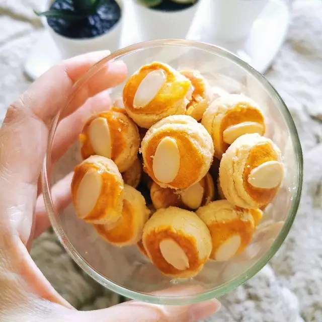 Resep Kue Kacang Almond - Orami Recipes