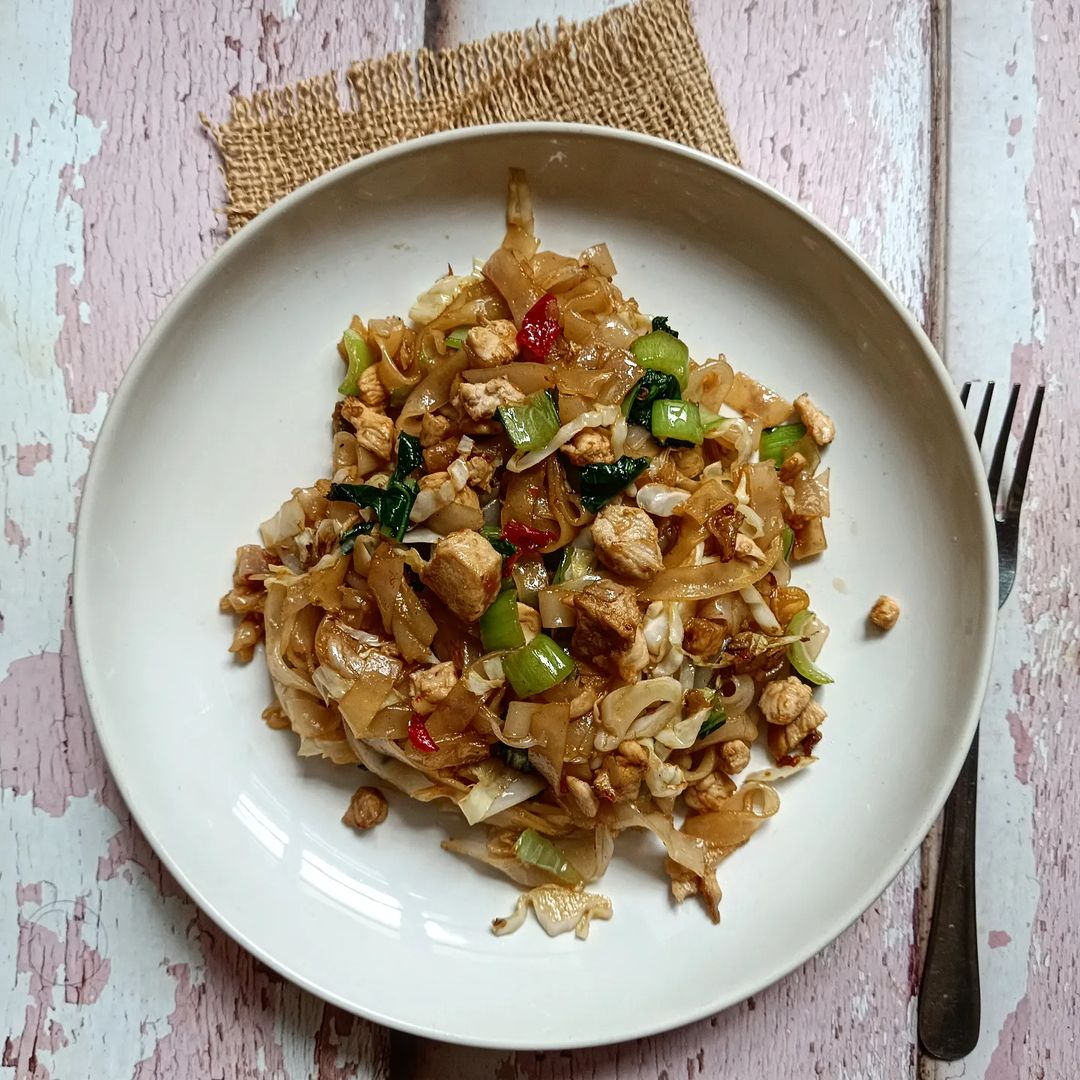 Resep Kwetiau Saus Tiram - Orami Recipes