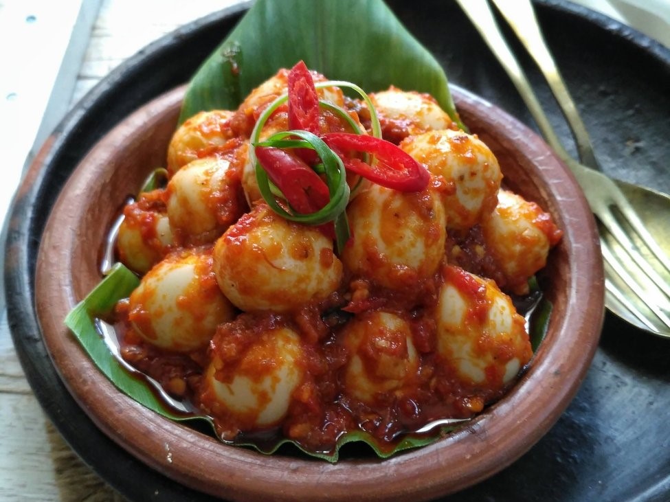 Resep Telur Puyuh Balado - Orami Recipes