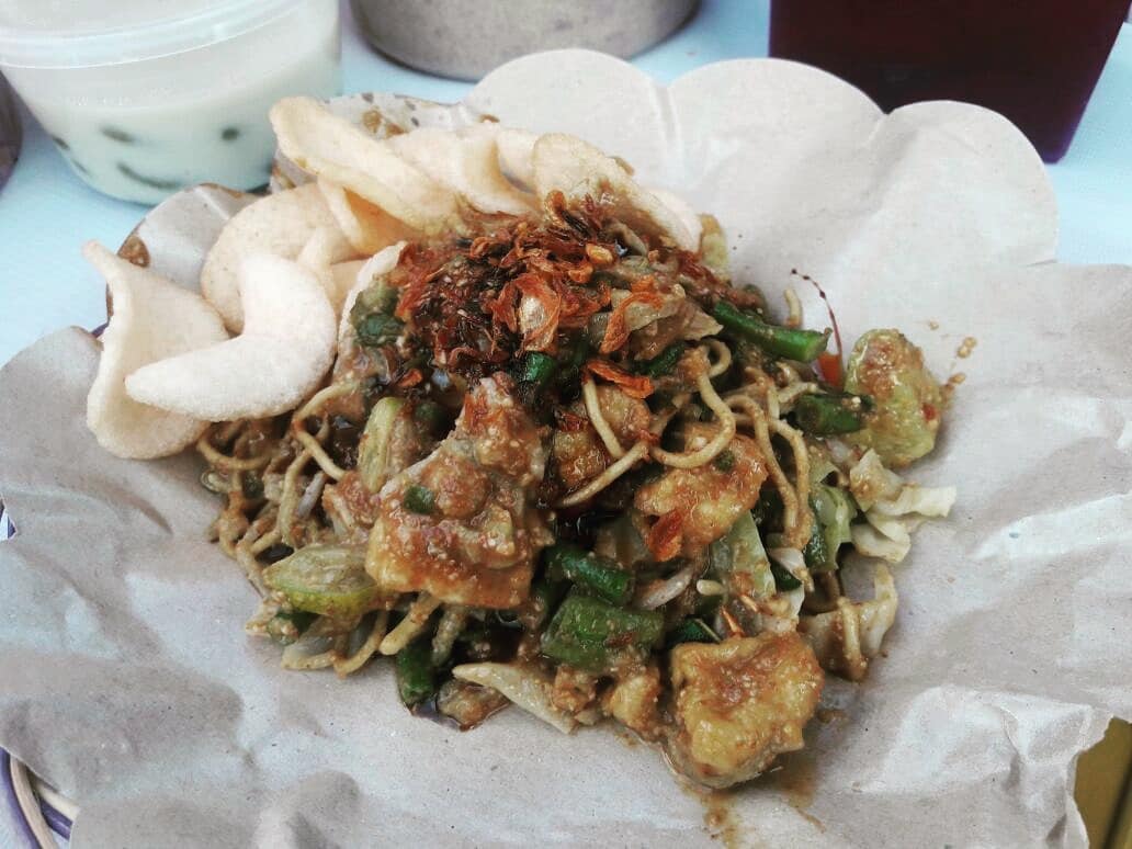 Resep Gado-gado Betawi - Orami Recipes