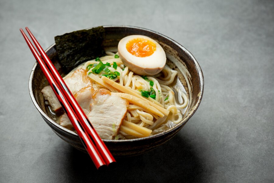 Resep Ramen ala Jepang Halal - Orami Recipes