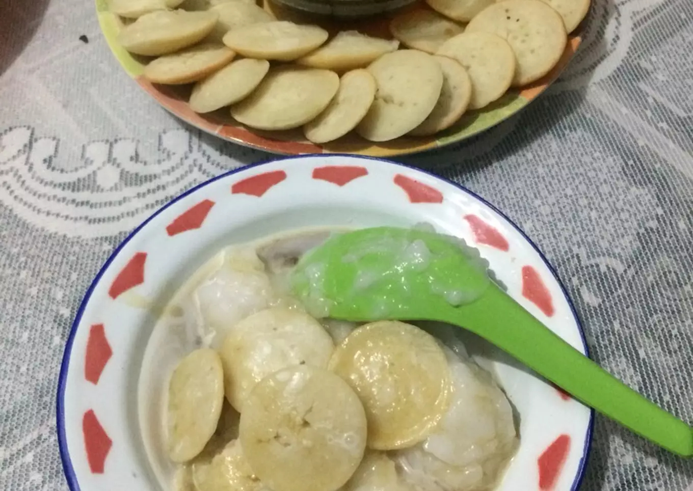 Serabi Mini dengan Bubur Sumsum Khas Semarang - Orami Recipes