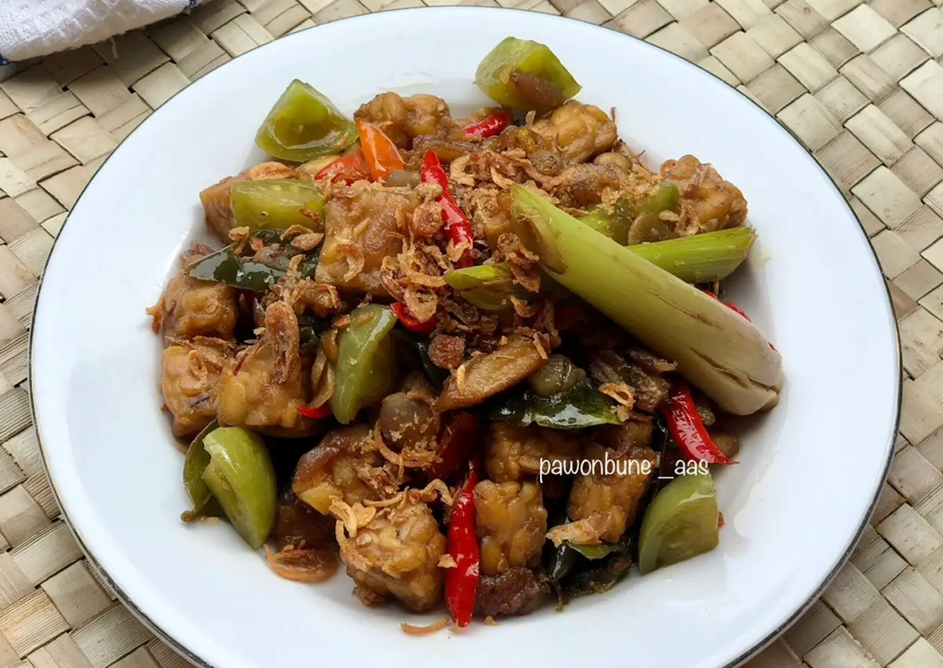 Resep Oseng Tempe Ikan Asin - Orami Recipes