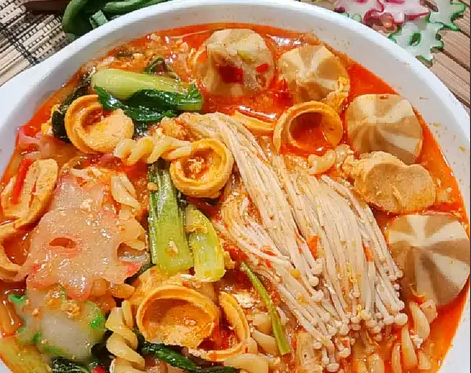 Resep Jamur Enoki Kuah Seblak - Orami Recipes