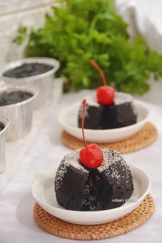Resep Oreo Choco Lava Cake - Orami Recipes