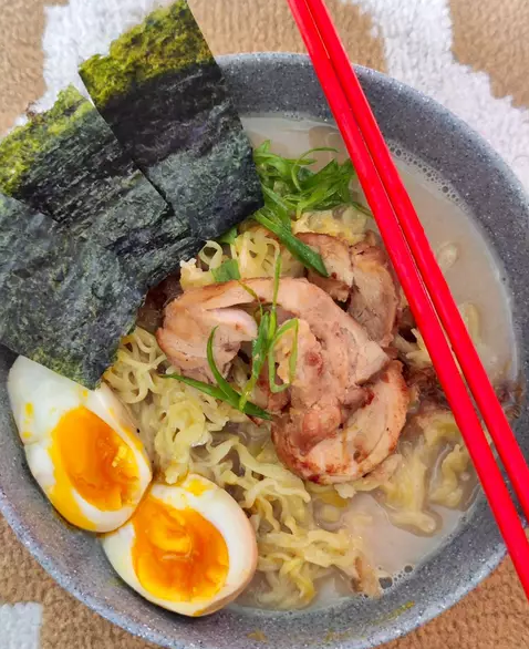 Resep Ramen Rumahan - Orami Recipes