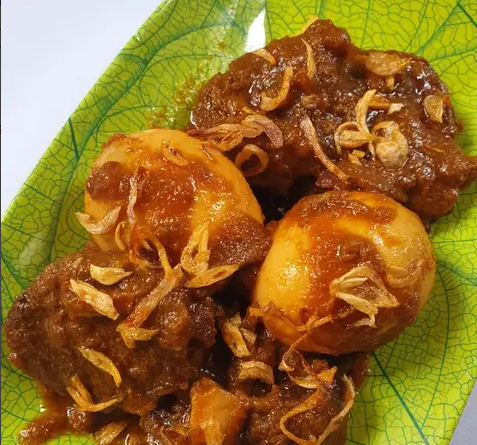 Resep Semur Telur Praktis - Orami Recipes