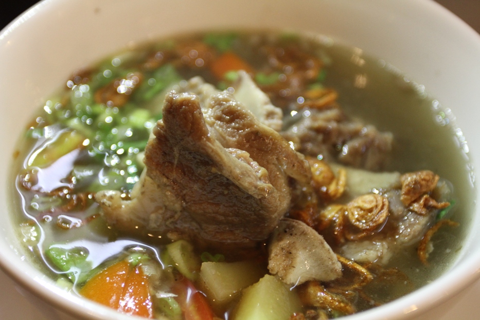 Resep Sup Tulang Sapi Ala Minang atau Padang - Orami Recipes